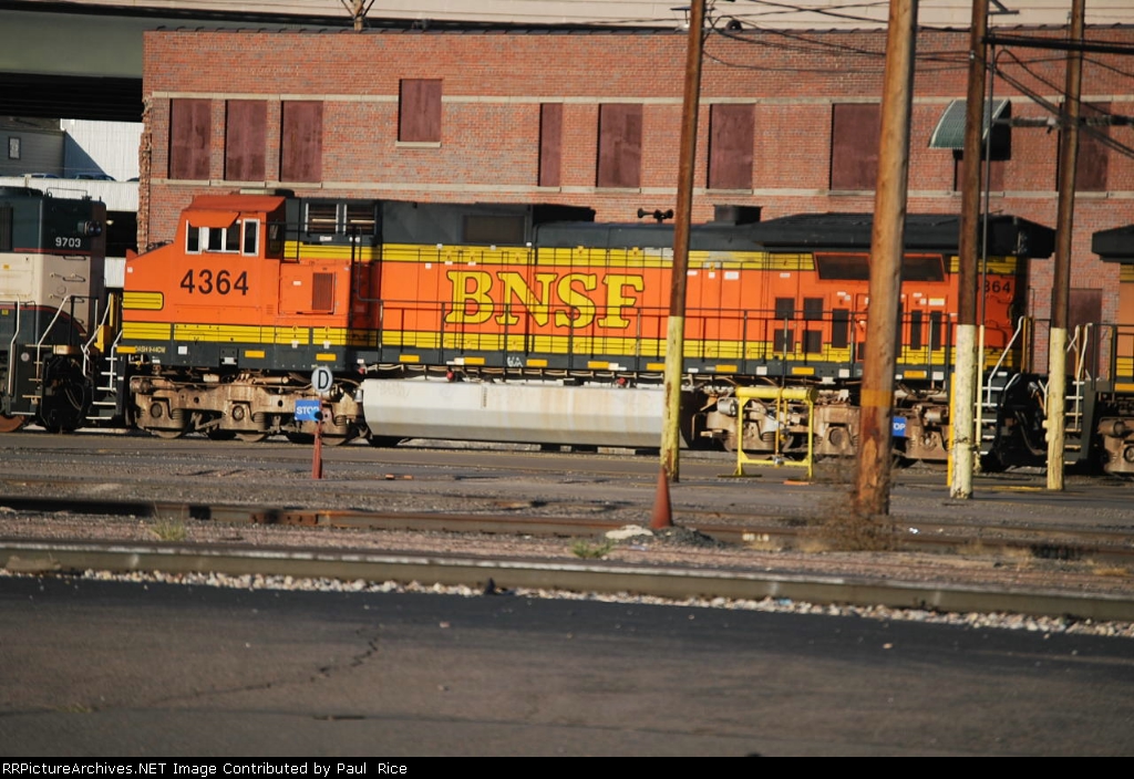 BNSF 4364